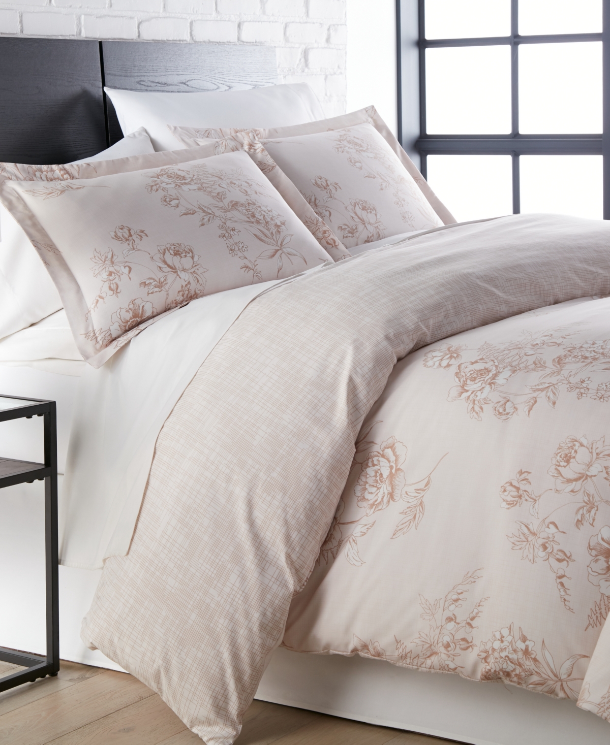 Click here for Southshore Fine Linens Harmony Down Alternative 3-... prices