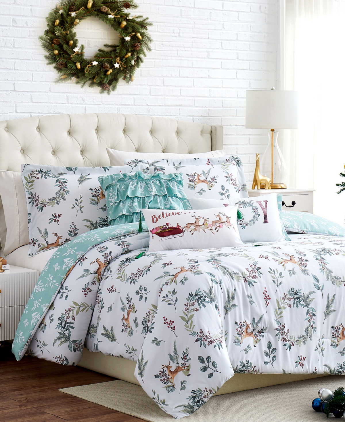 Click here for Southshore Fine Linens Happy Holidays Reversible 6... prices