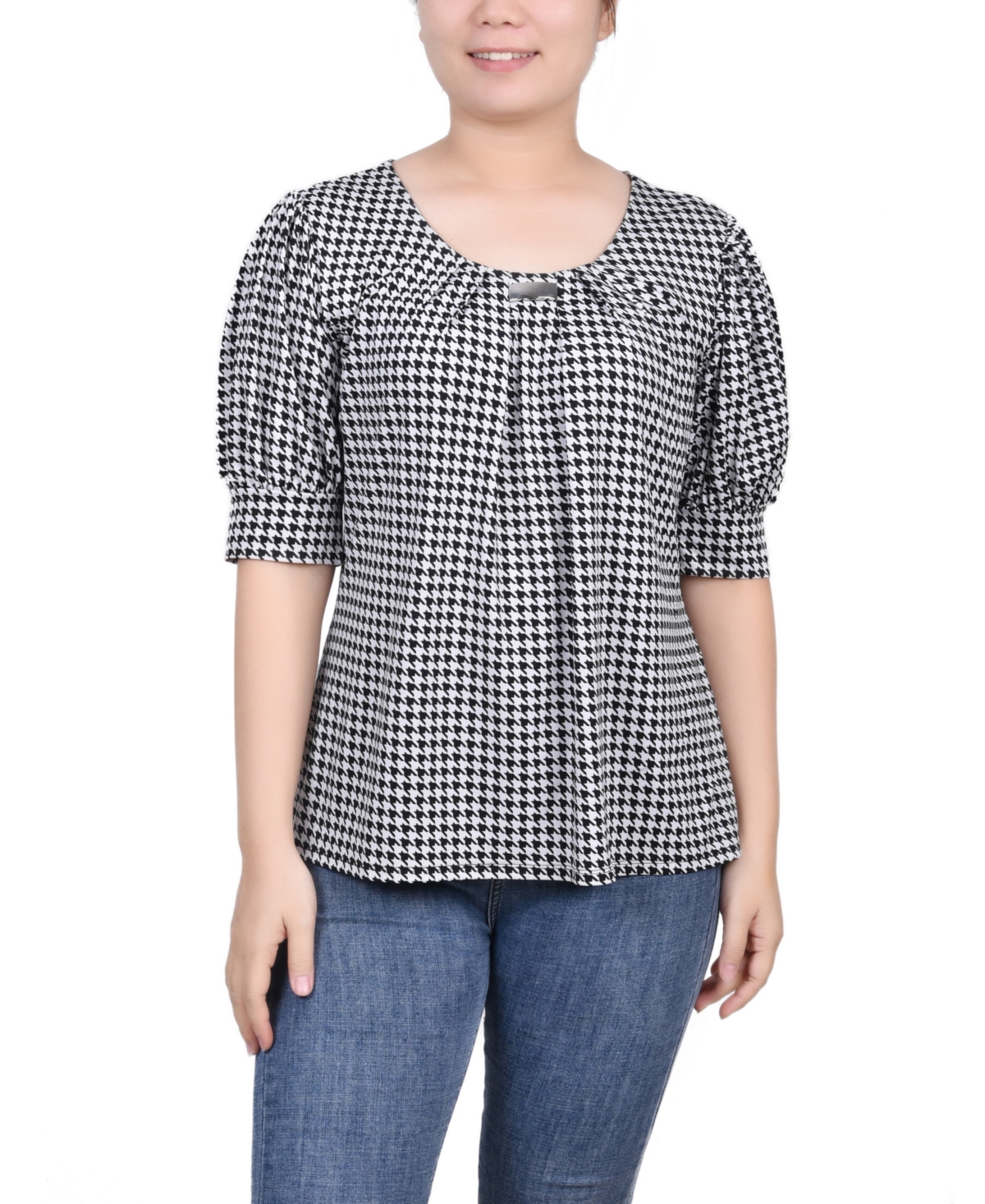 Click here for Petite Printed Balloon Sleeve Top - Black White He... prices