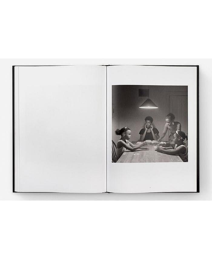 Barnes & Noble Carrie Mae Weems: Kitchen Table Series by Carrie Mae ...