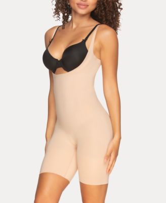 Macy's shapewear store