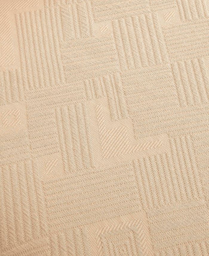 Superior Geometric Fret Textured Jacquard Matelasse All-Season 3-Piece ...