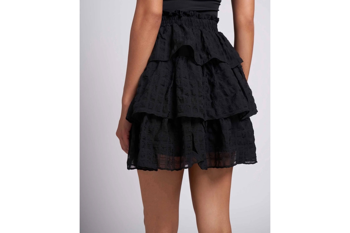 Click here for Serena Skirt - Noir black prices