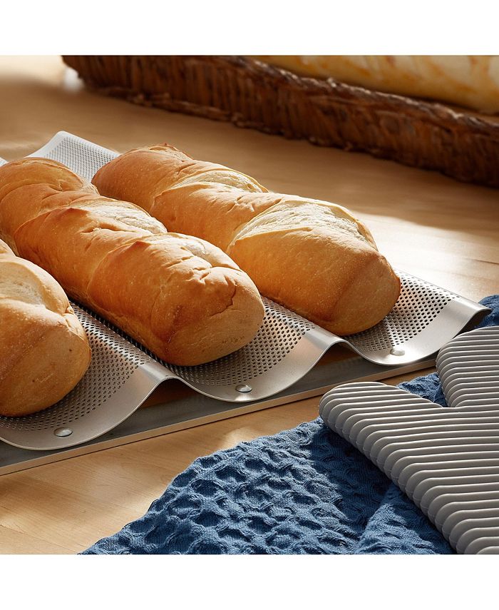 GRIDMANN 18" x 26" Commercial 4 Slot Long Aluminum Baguette Pan ...