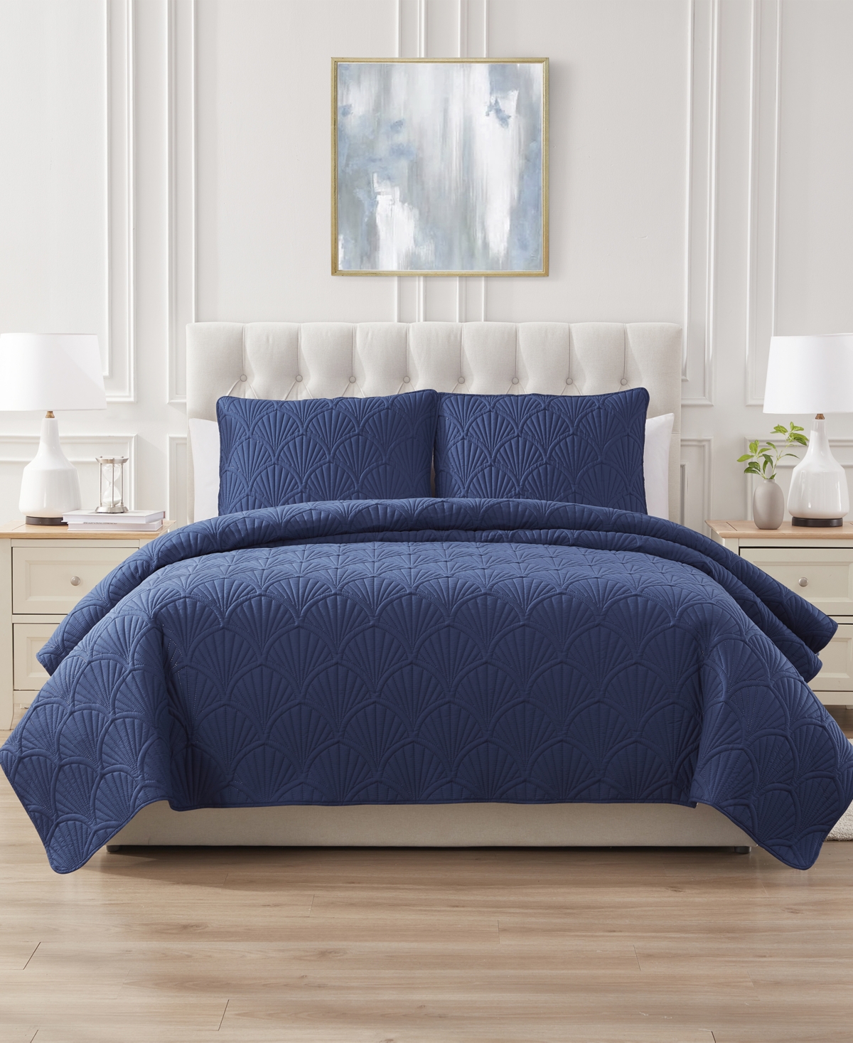 Click here for Vcny Home Seashell 3-Piece Quilt Set  King - Navy prices