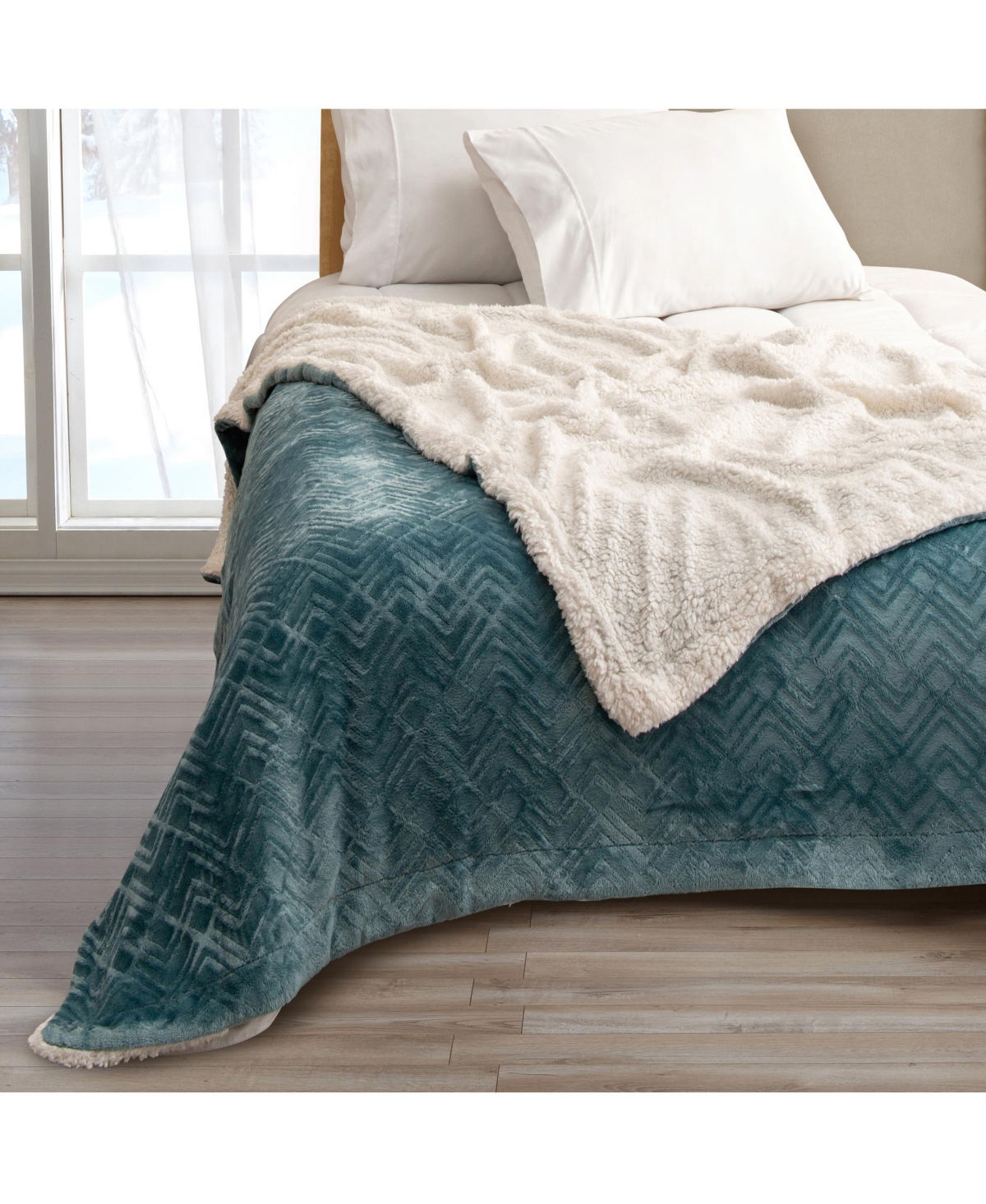 Click here for Linery & Co. Velvet Plush Reversible Sherpa Throw... prices