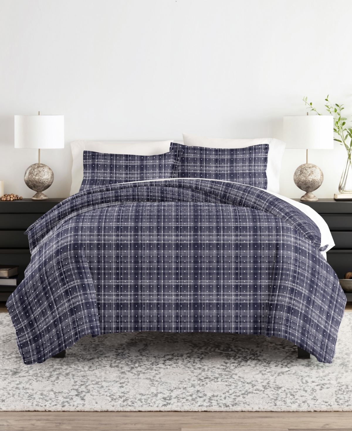 Click here for ienjoy Home Elegant Designs Patterned Duvet Cover... prices