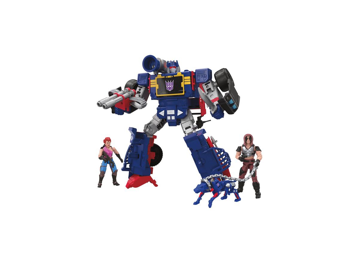 Click here for Decepticon Soundwave Dreadnok Thunder Machine Figu... prices