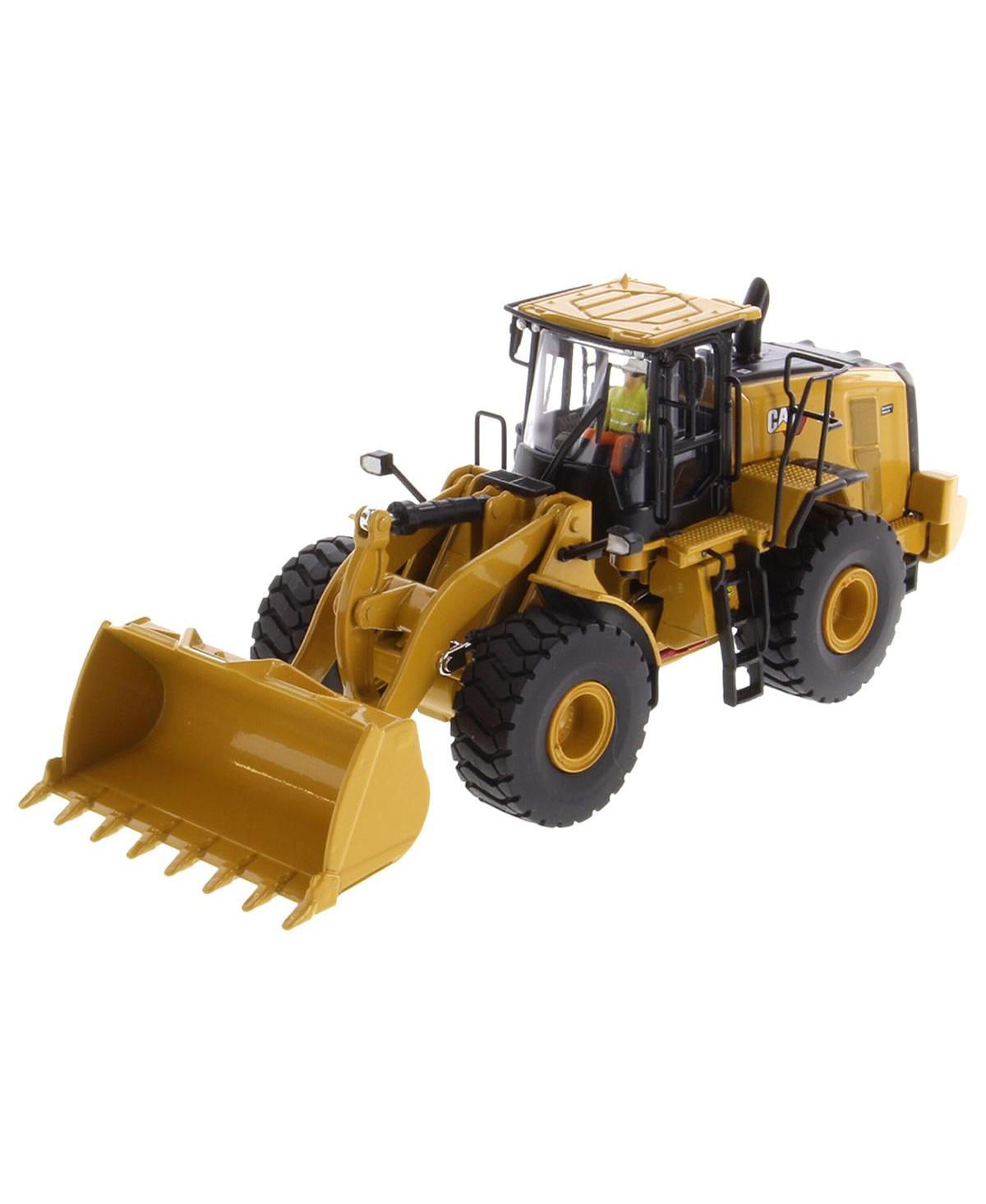 Click here for Diecast Masters 1/50 Cat 966 Wheel Loader prices