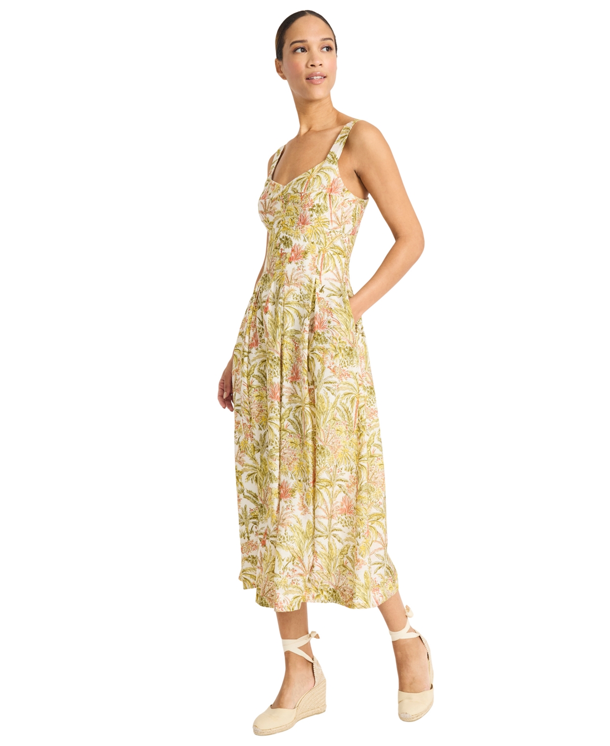 Click here for Maggy London Womens Printed Empire-Waist Midi Dres... prices