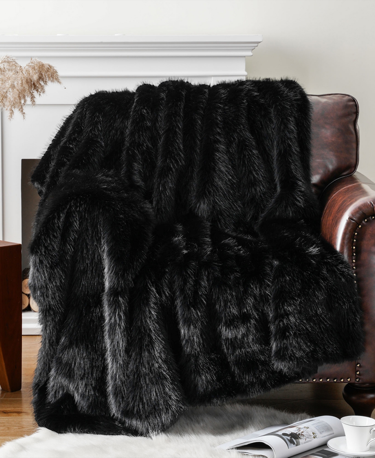 Click here for Battilo Lifestyle Faux Fur Throw  60 x 80 - Black prices