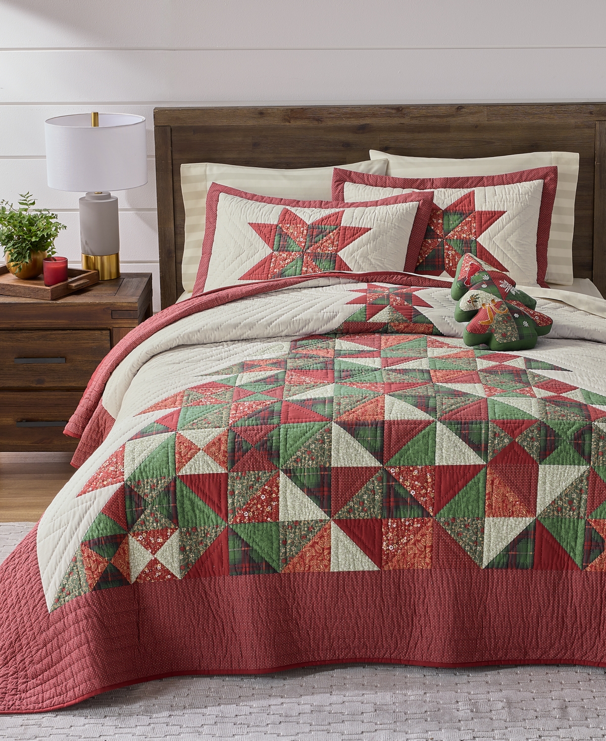 Click here for Charter Club Tinsel Tree 3-Pc. Quilt Set  King  Ma... prices