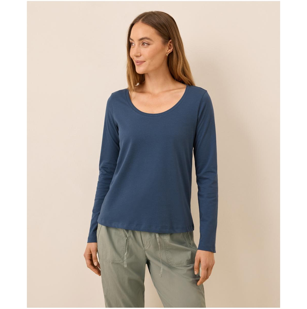 Click here for Pact Womens Organic Cotton Softspun Long Sleeve Sc... prices