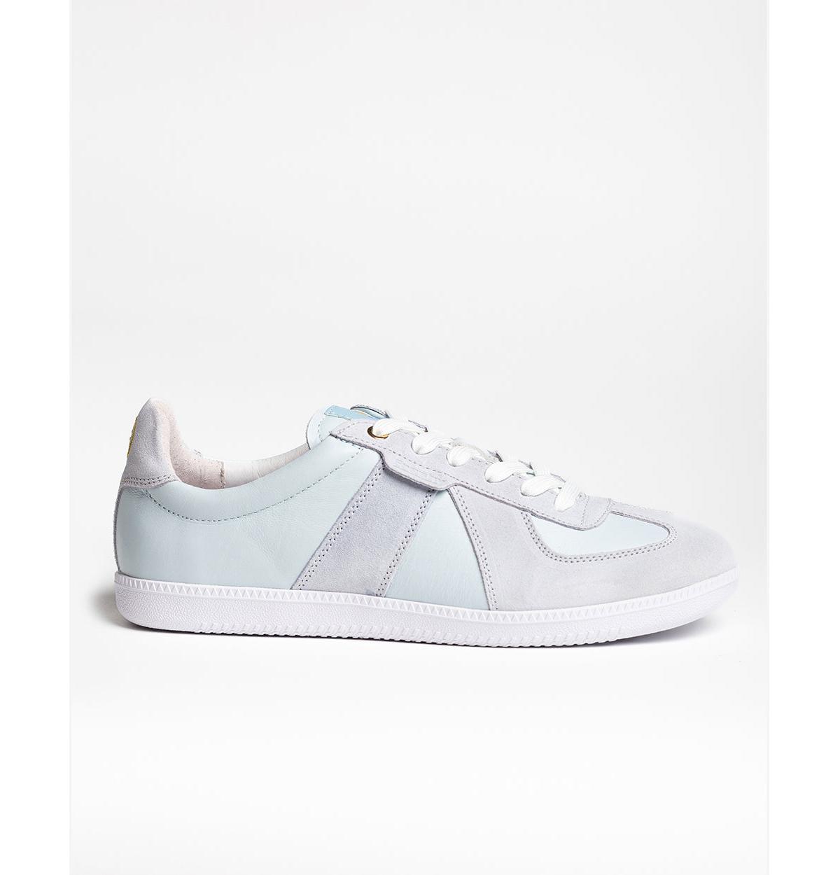 Click here for Freshy Mens Indie Lites Sneaker - Robins egg blue prices