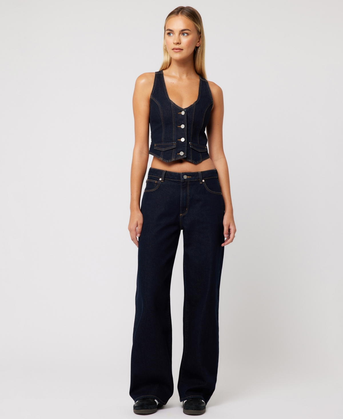 Click here for Abrand Womens 95 Richie Baggy Jeans - Rinse Denim prices