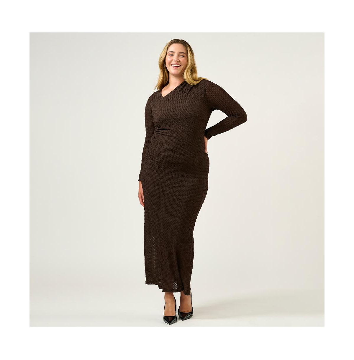 Click here for Estelle Plus Size Naomi Dress prices