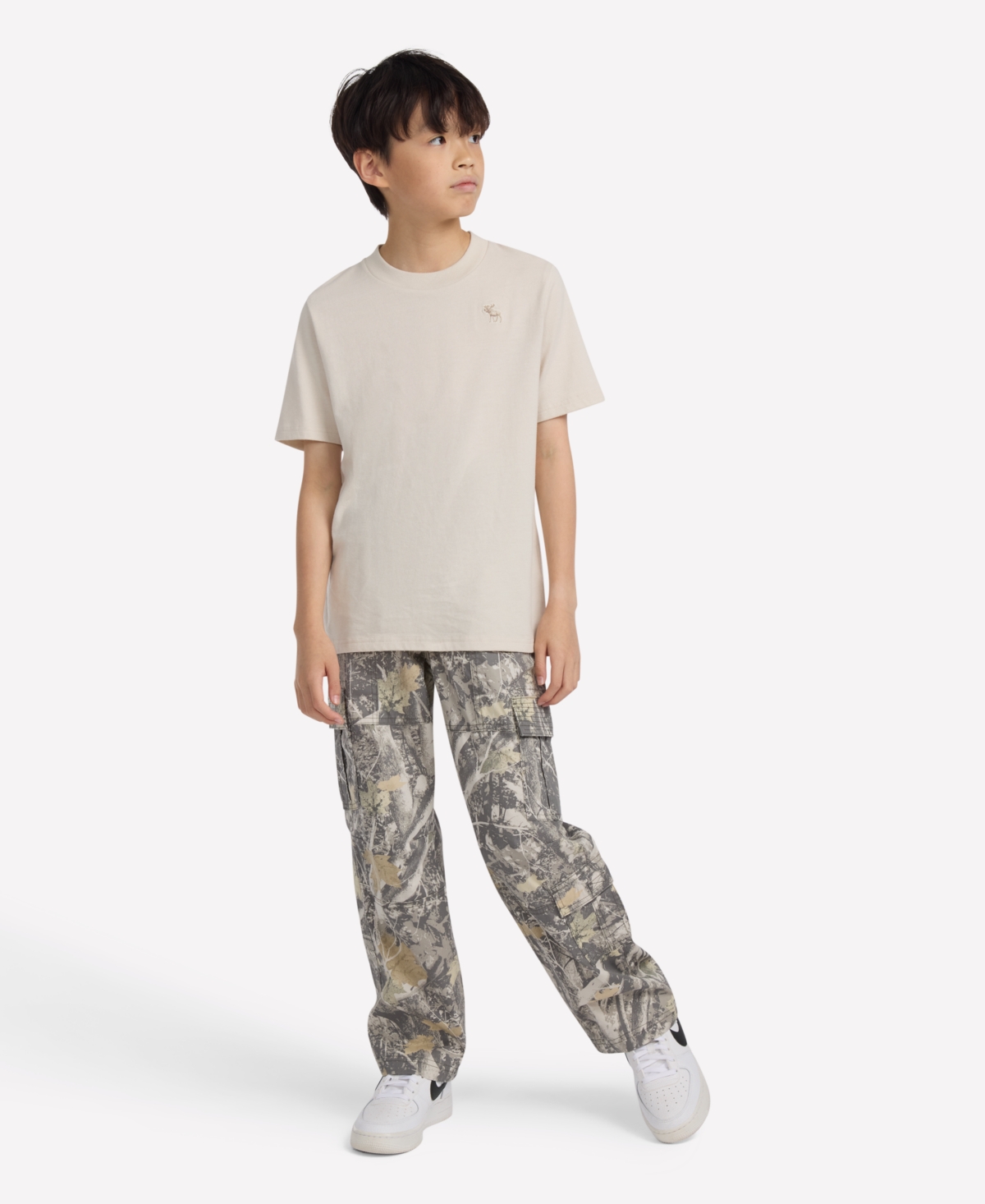 Click here for abercrombie kids Boys Baggy Cargo Pants - ANF medi... prices