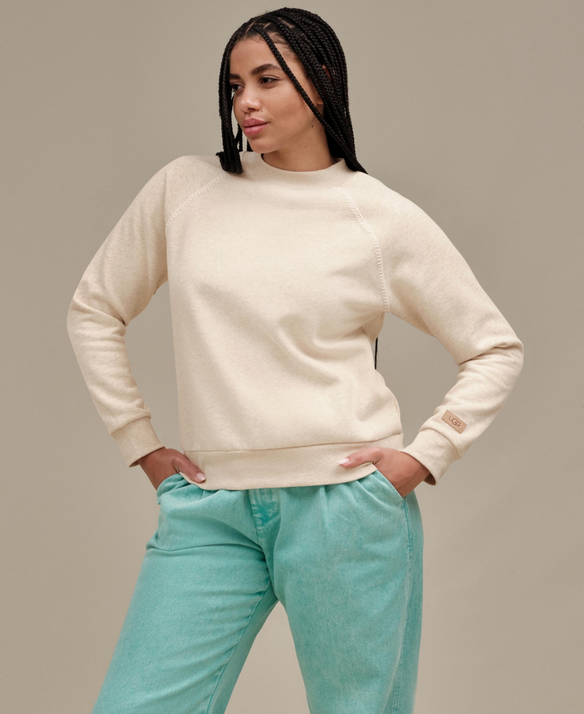 Ugg Womens Classic Crewneck Raglan Sleeve Sweatshirt - Sand Heather