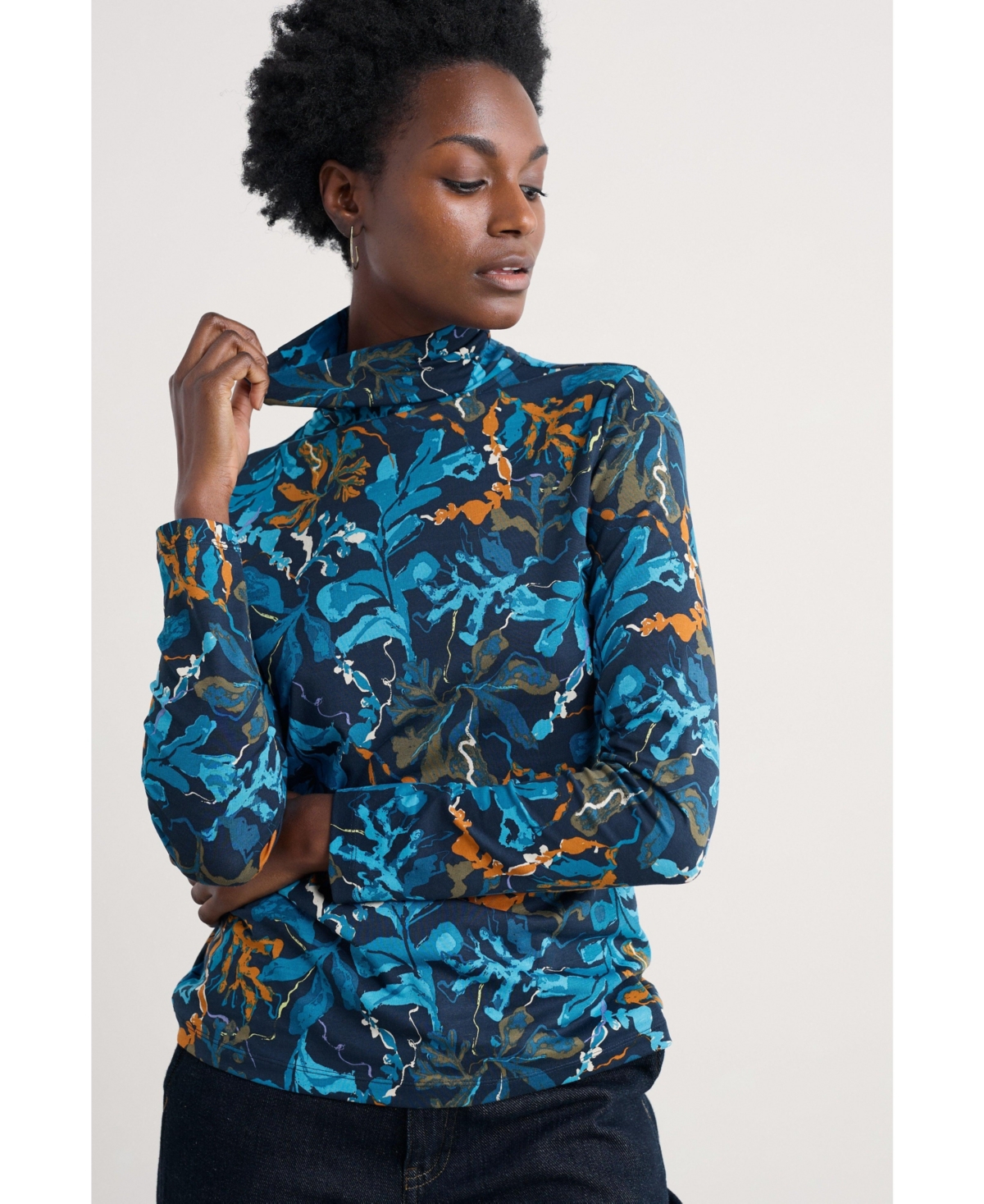 Click here for Seasalt Cornwall Womens Landing Top - Floating fro... prices