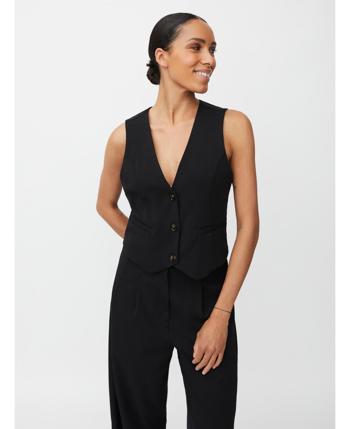 Click here for Masai Copenhagen Womens MaJordyn V-Neck Tailored W... prices