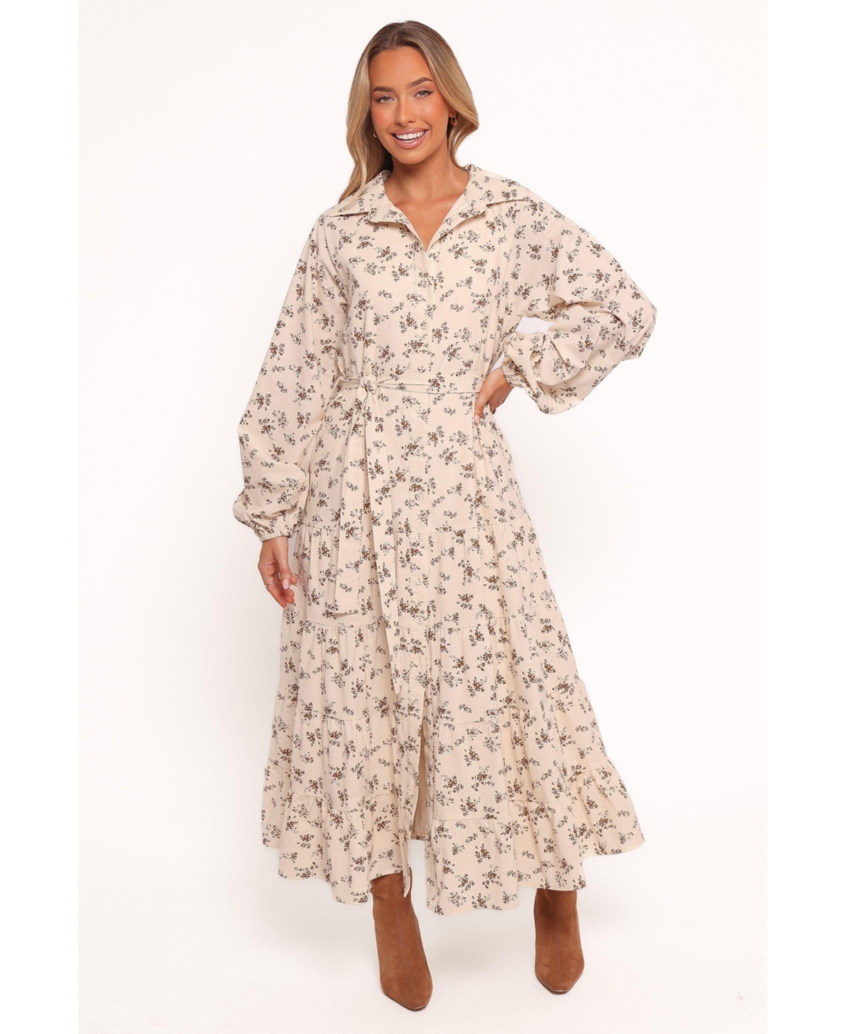 Click here for Petal and Pup Womens Lincoln Long Sleeve Maxi Dres... prices