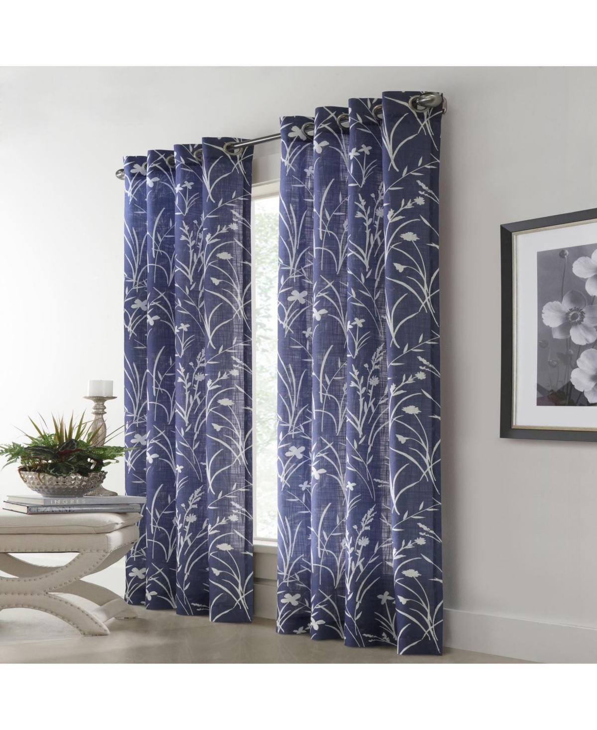 Click here for Commonwealth Bradford Floral Printed Top Panel Wit... prices