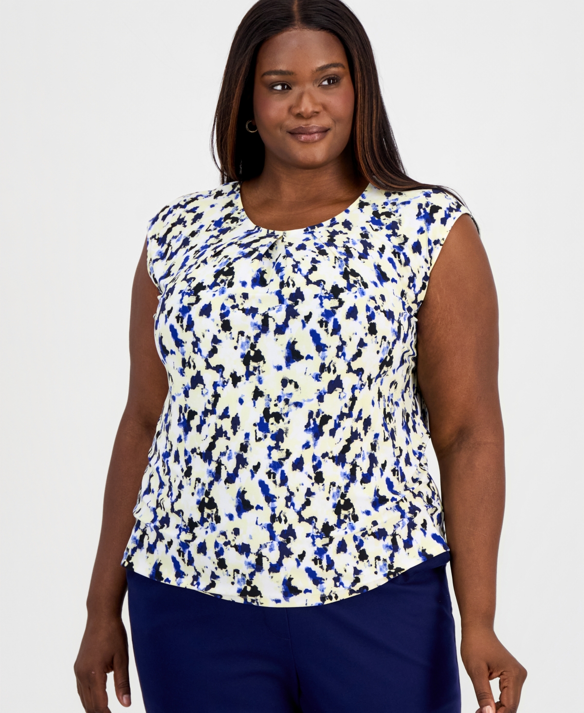 Click here for Kasper Plus Size Printed Extended-Shoulder Sleevel... prices