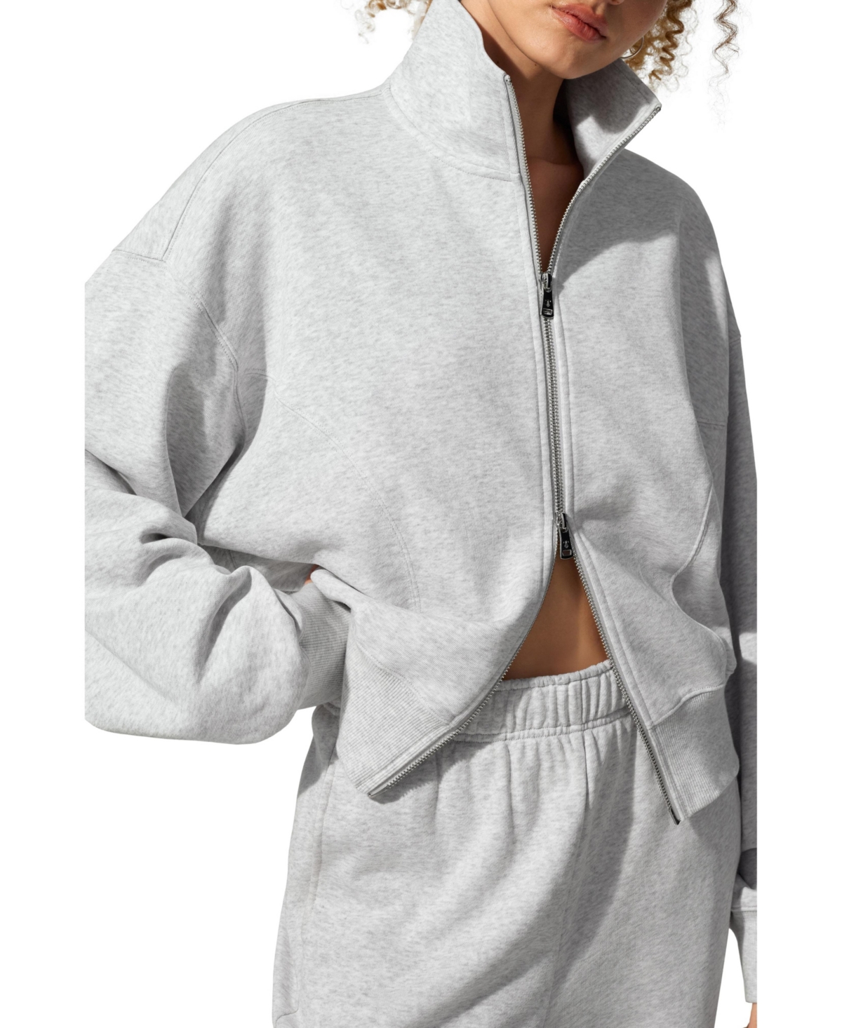 Click here for Lilysilk Heirloom 89 Zip Jacket prices