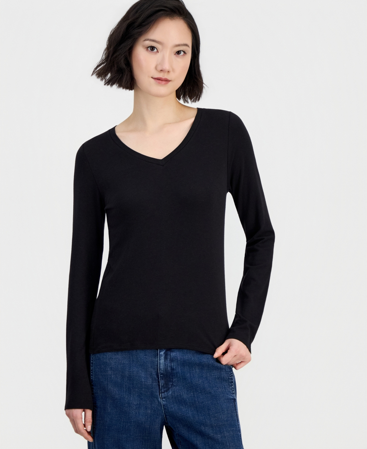 Click here for Eileen Fisher Womens Slim-Fit V-Neck Tee - Black prices