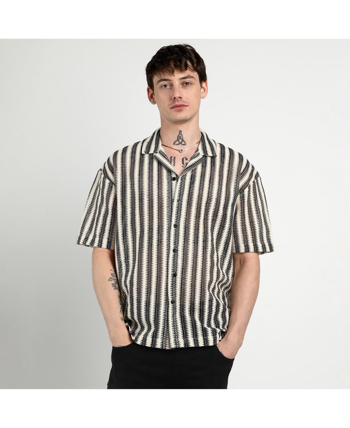 Click here for Campus Sutra Mens Paisley Flora Shirt - Black prices