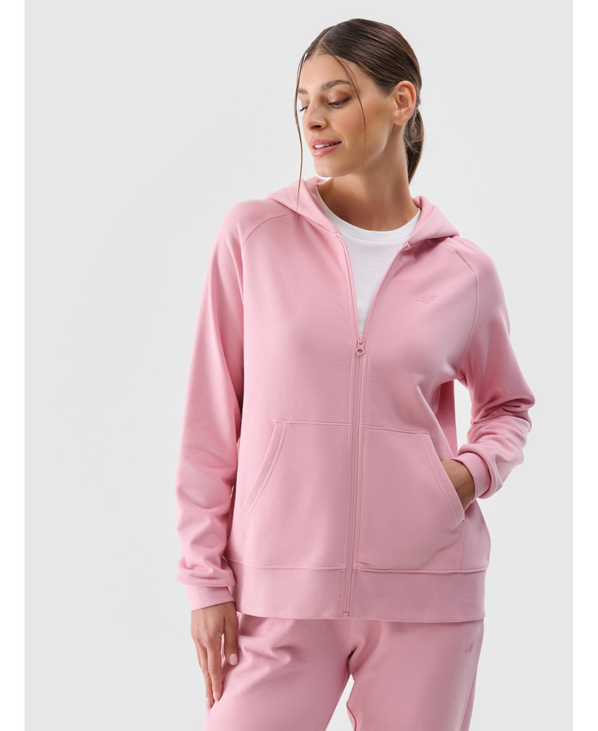 Click here for 4F Womens zip-up hoodie prices