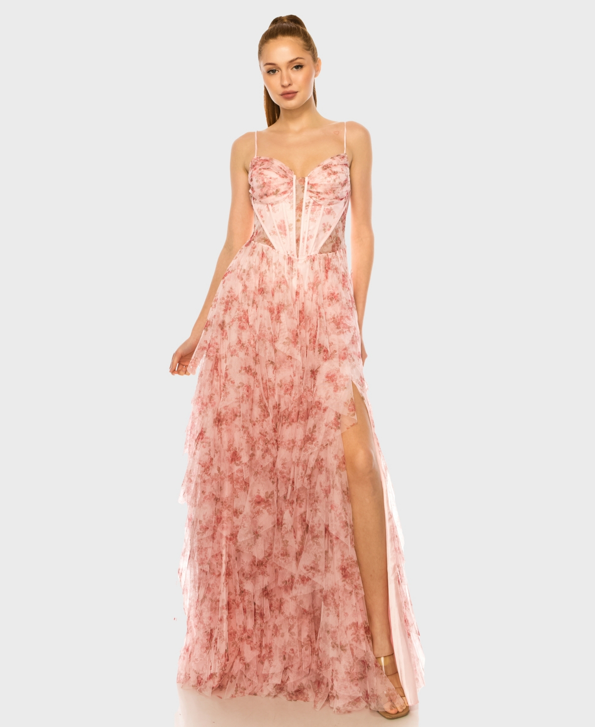 Click here for B Darlin Juniors Spaghetti Strap Sweetheart Neck B... prices