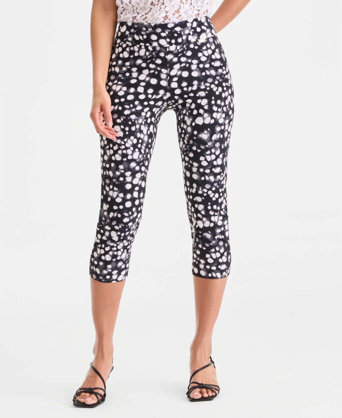 I.n.c. International Concepts Womens Printed Pull-On Capri Pants  Macys Exclusive - Oona Spots