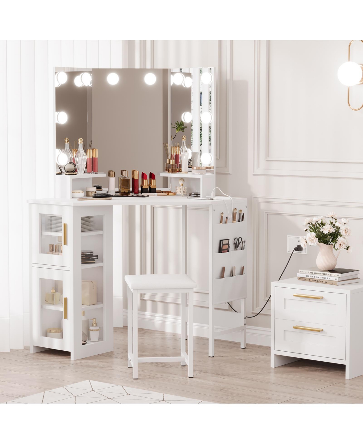 Click here for Gaomon Corner Vanity Desk Led Lighted Mirror Charg... prices