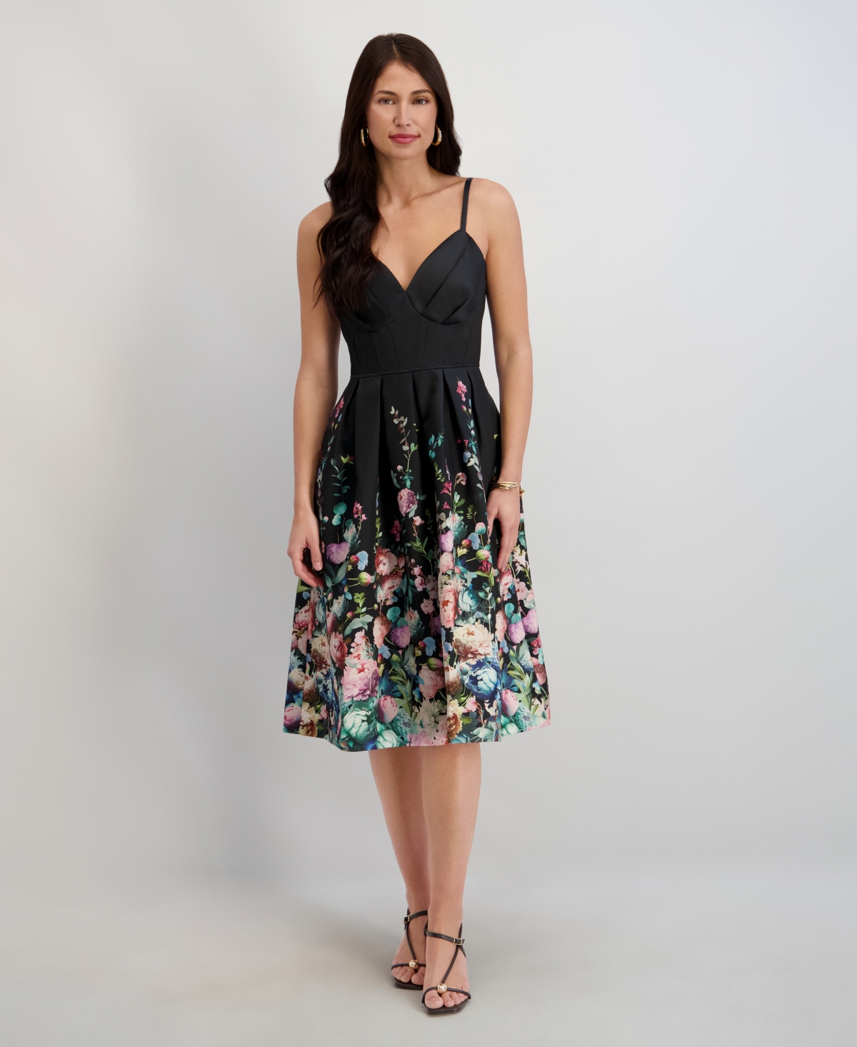 Click here for Siena Womens Printed Sweetheart Neck Dress - Black... prices