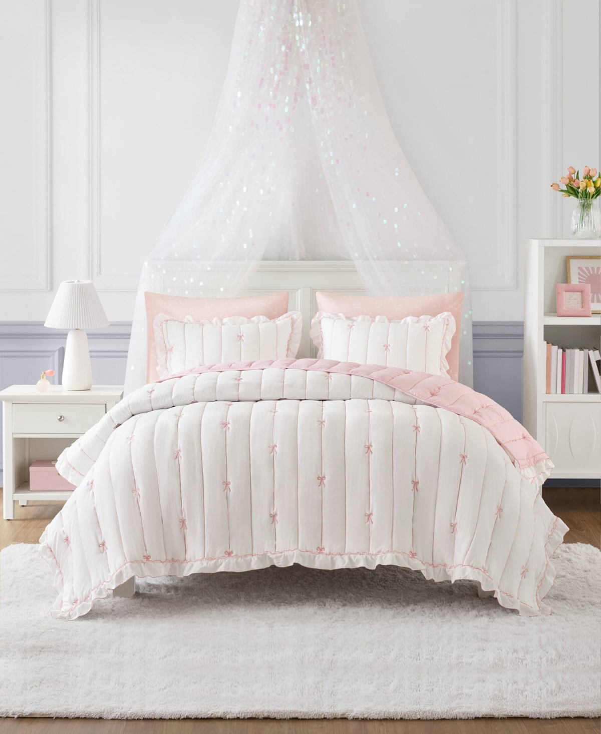 Click here for Intelligent Design Liv Microfiber Down Alternative... prices