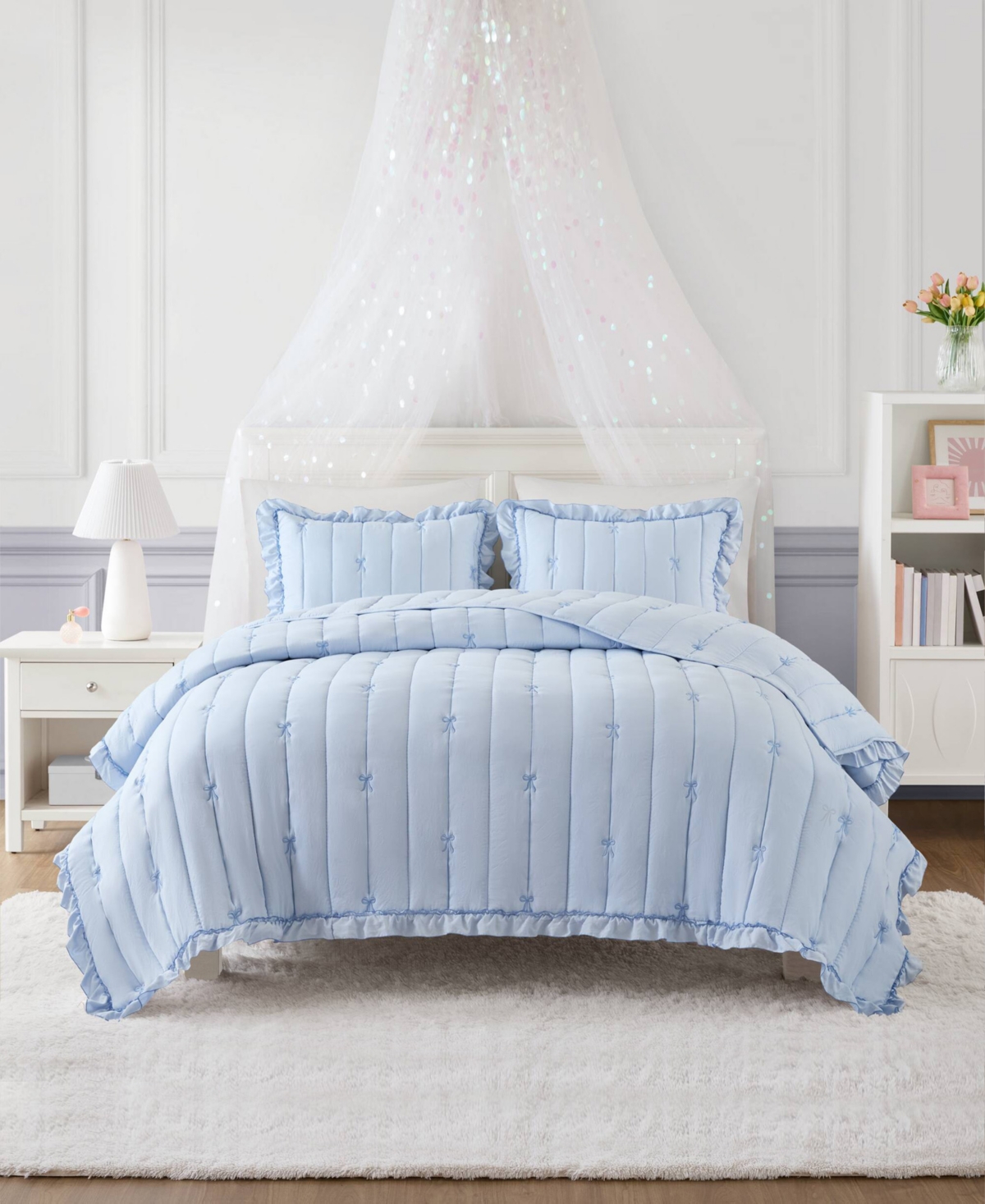 Click here for Intelligent Design Liv Microfiber Down Alternative... prices