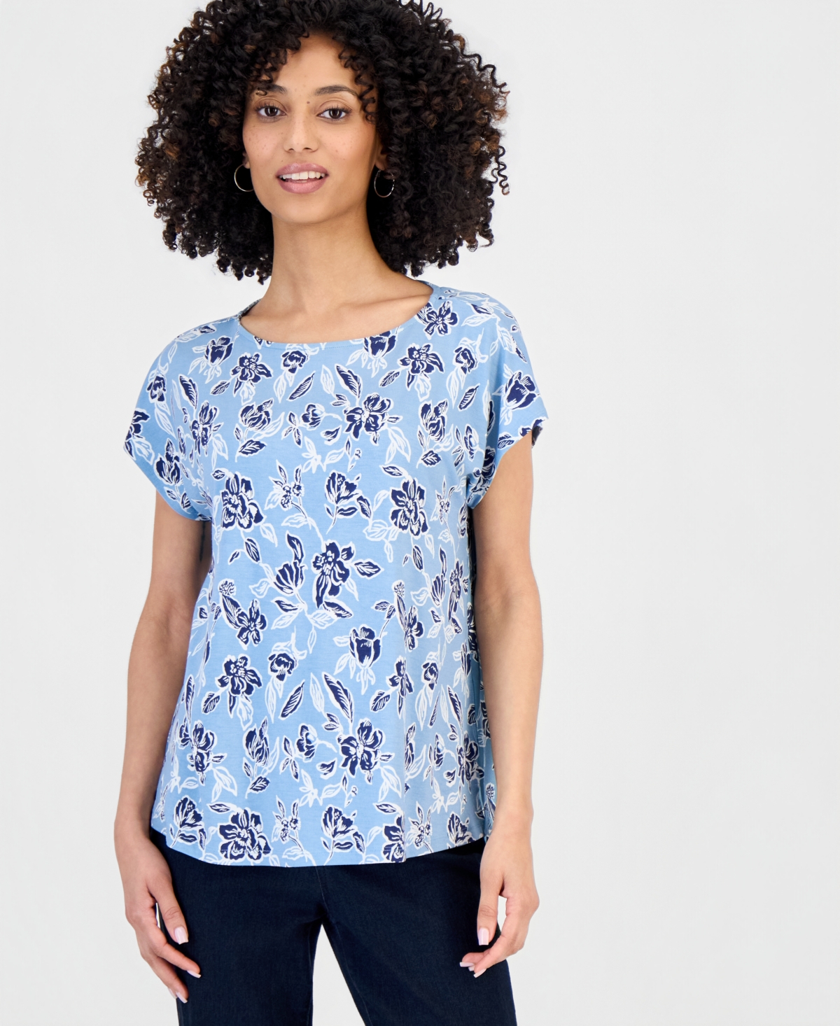 Click here for Style & Co Petite Floral-Print Flutter-Sleeve Top... prices