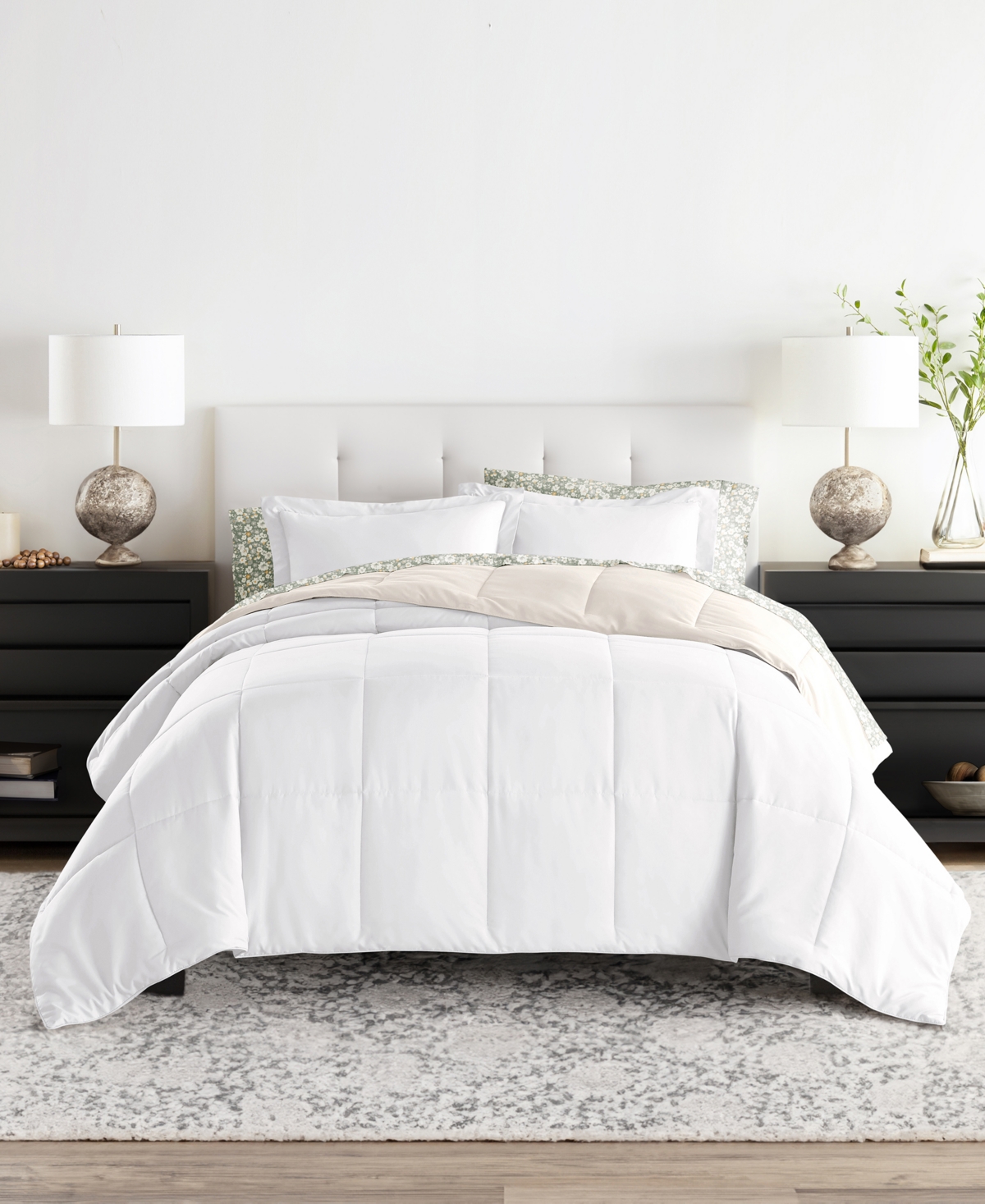 Click here for ienjoy Home Bedding Bundle Reversible Pattern 7-Pi... prices