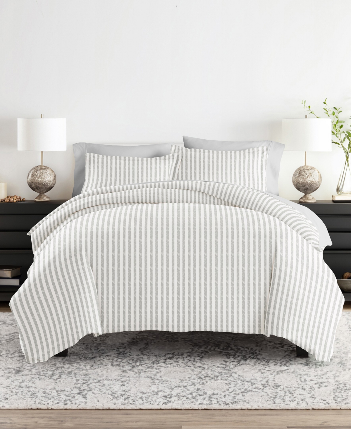 Click here for ienjoy Home Bedding Bundle Patterned 8-Piece Comfo... prices
