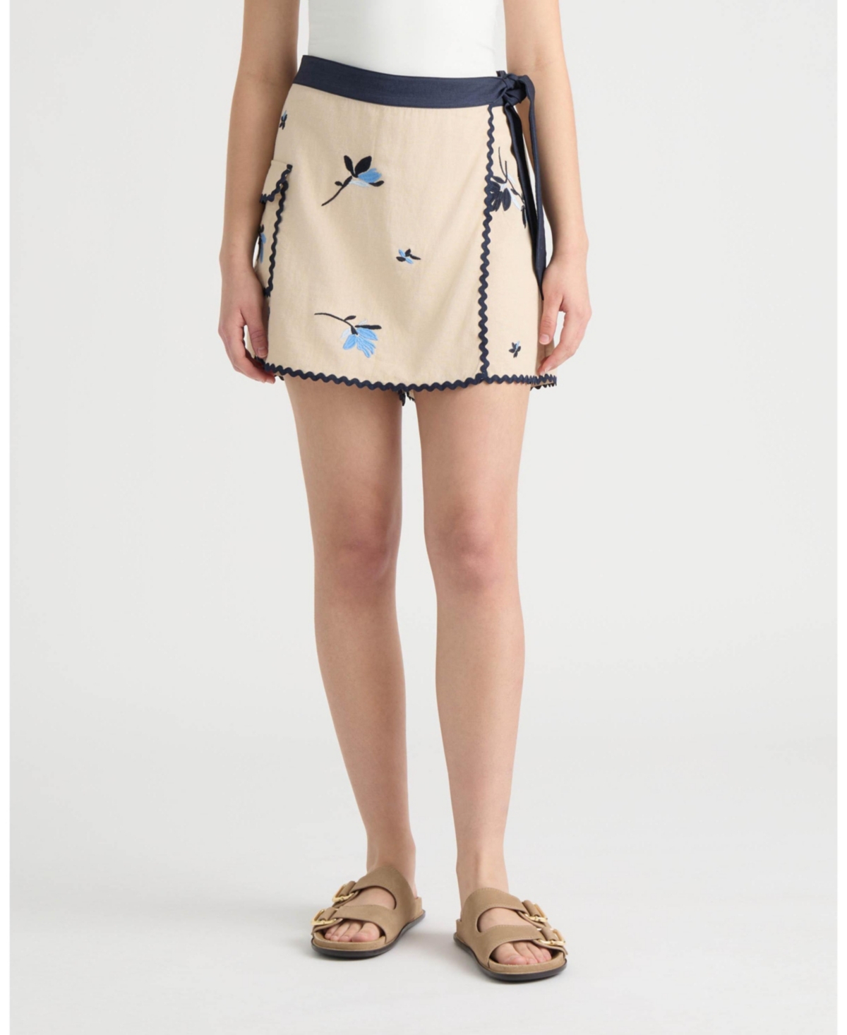 Click here for Nvlt Womens Embroidered Skort - Natural prices