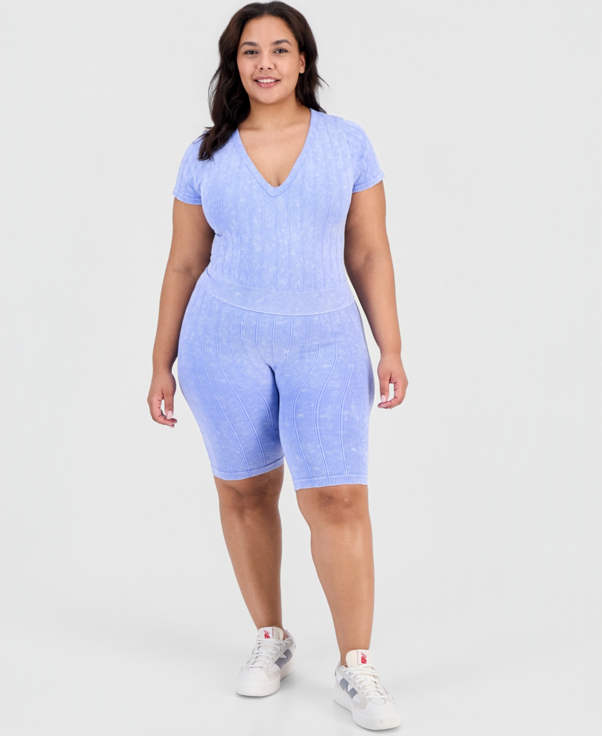 Click here for Full Circle Trends Trendy Plus Seamless Ribbed Pul... prices