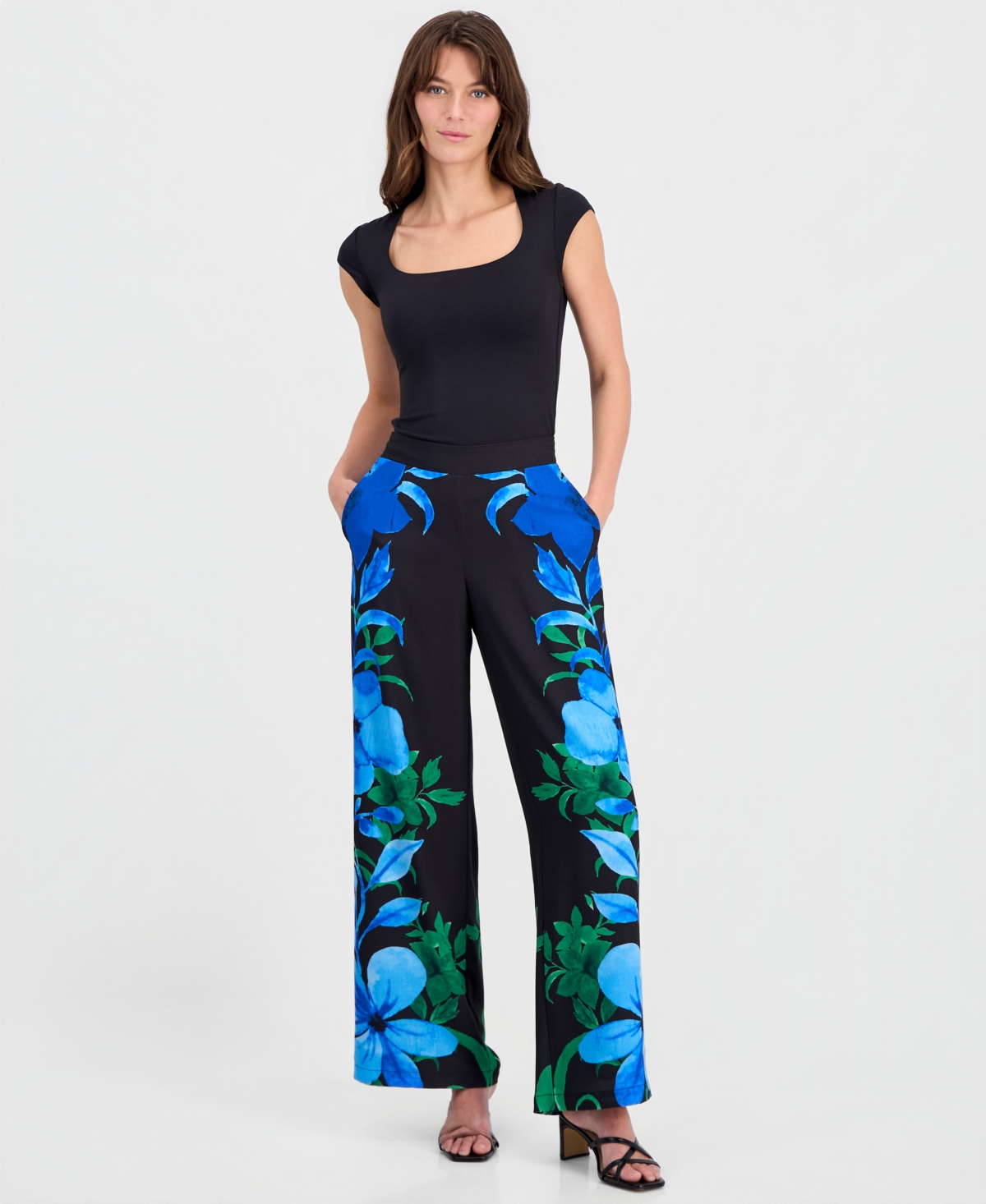 Click here for T Tahari Womens Floral-Print Pull-On Straight Pant... prices