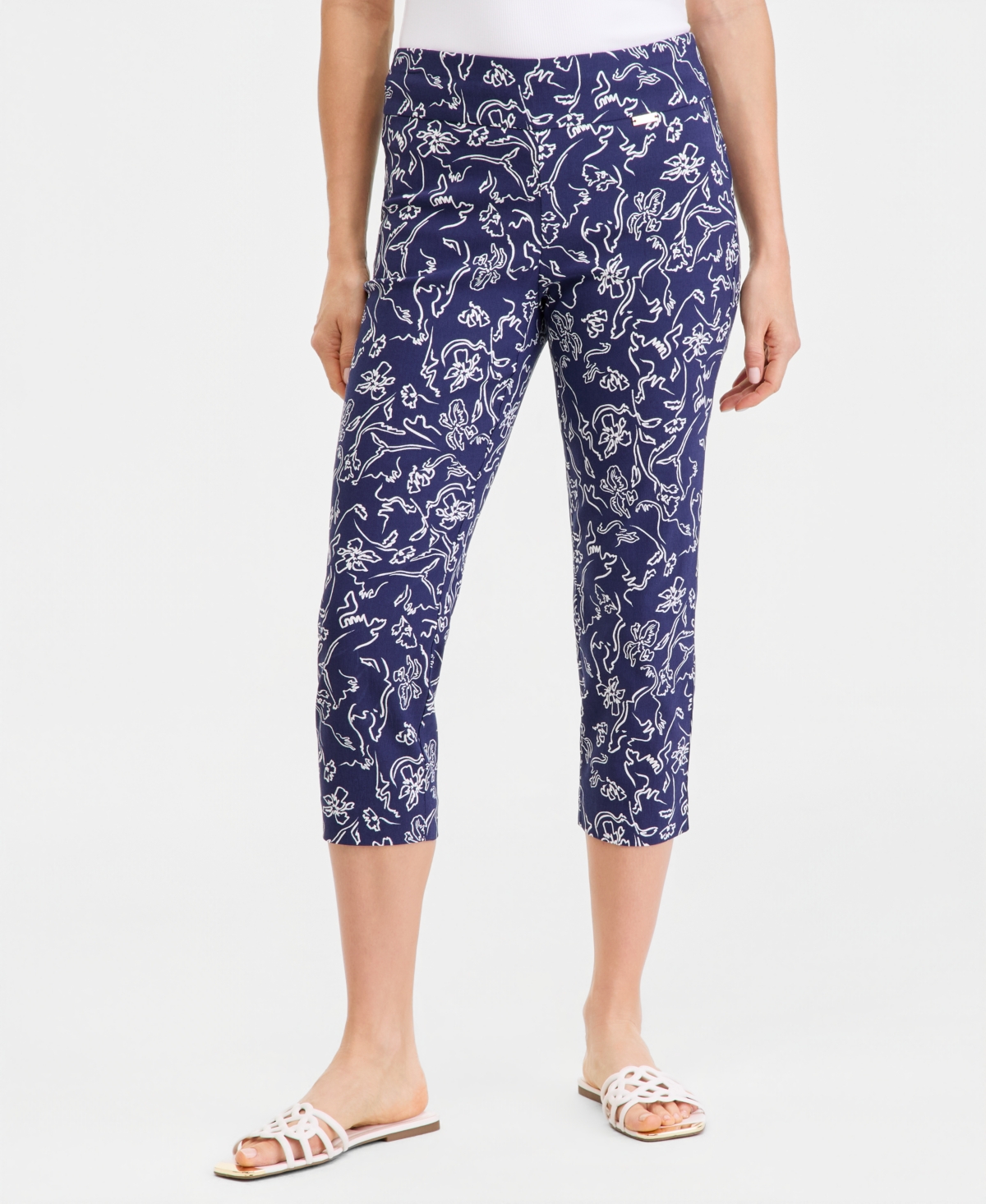 Click here for I.n.c. International Concepts Womens Printed Pull-... prices