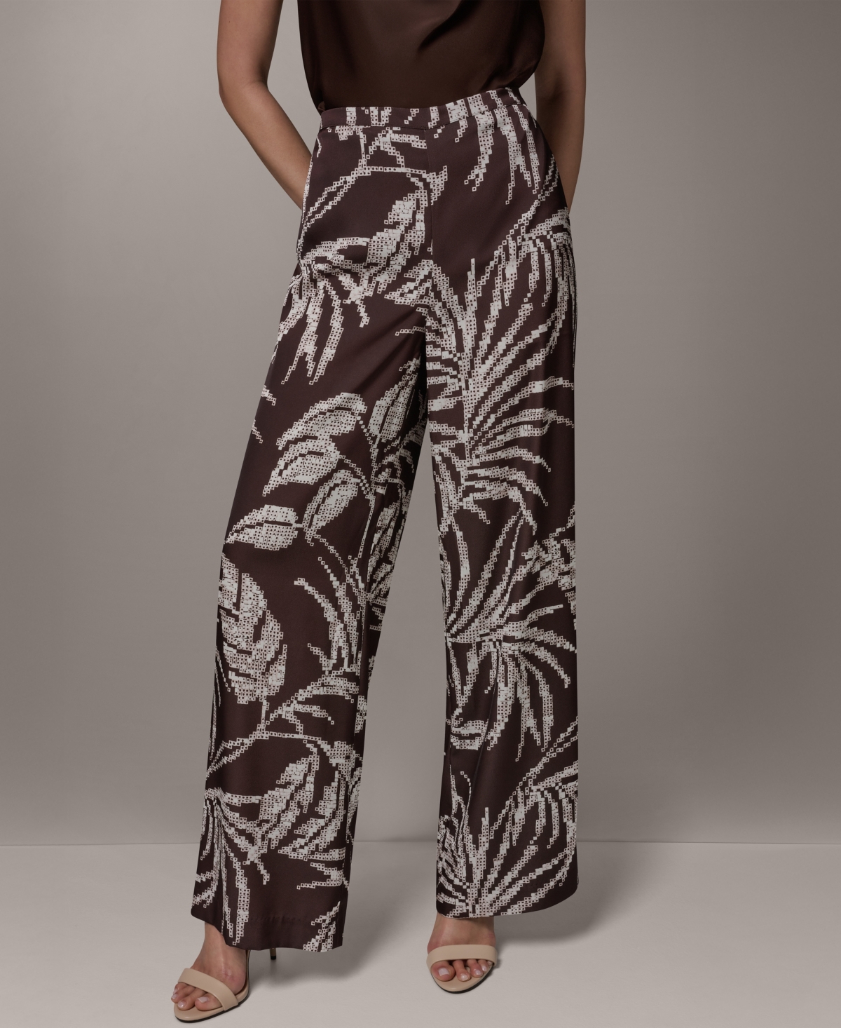 Click here for Donna Karan New York Womens Printed Mid Rise Pants... prices