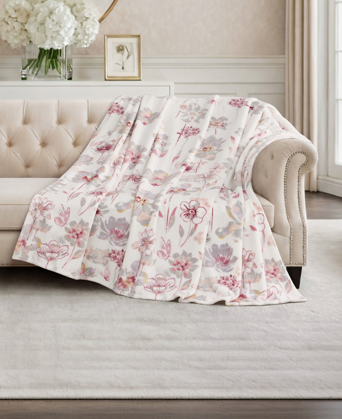 Click here for Bcbg Oversized Plush Throw  60 x 70 - Serenity Flo... prices