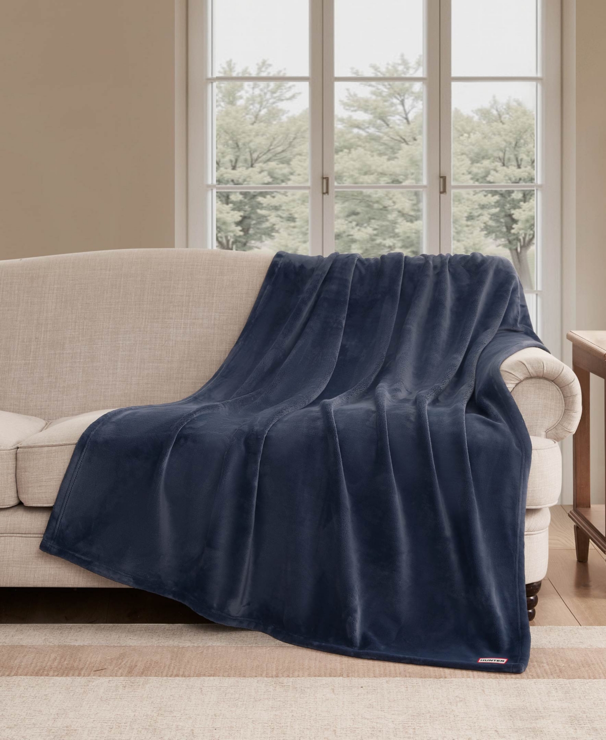 Click here for Hunter Coco Flannel Ultra Plush Throws  50 x 70 -... prices