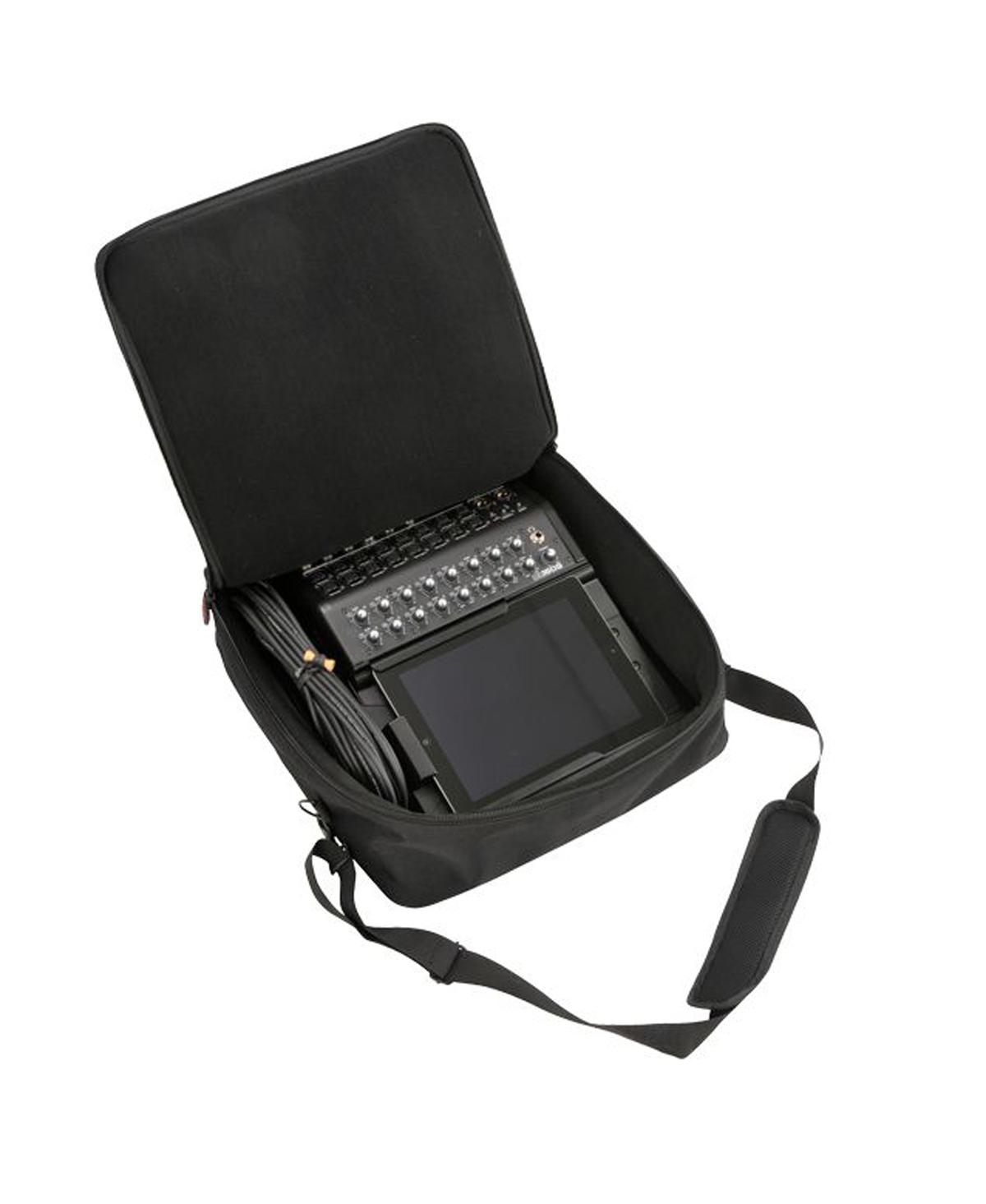 Click here for Skb Universal Equipment/Mixer Bag. - Black prices
