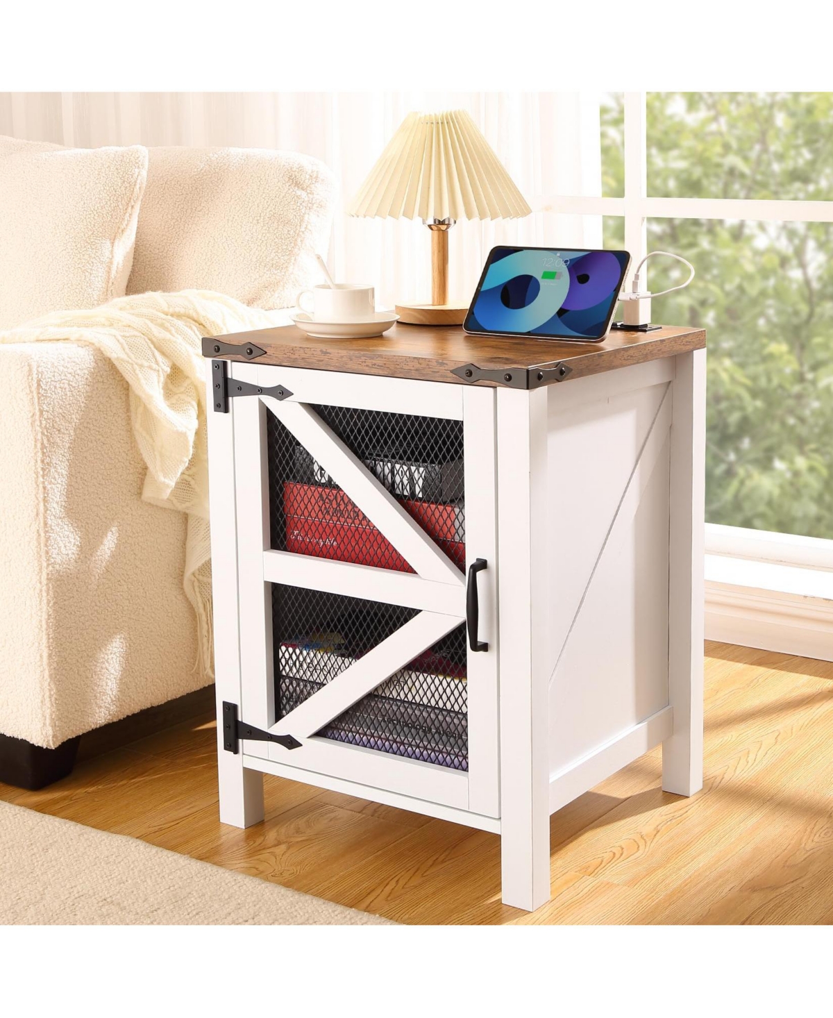 Click here for gaomon 18 2-Drawer Farmhouse Nightstand with Charg... prices