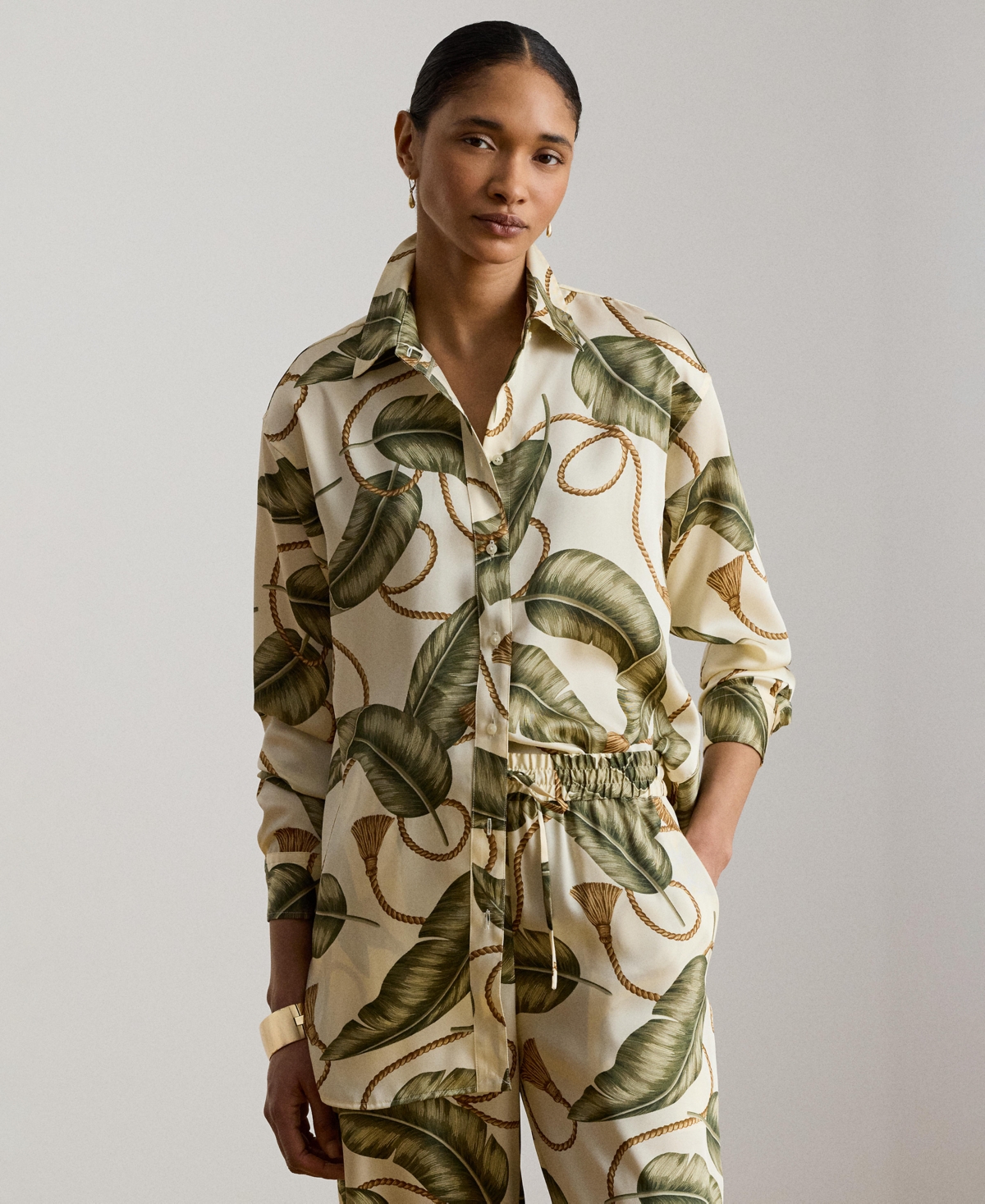 Click here for Lauren Ralph Lauren Womens Point Collar Rope-Print... prices